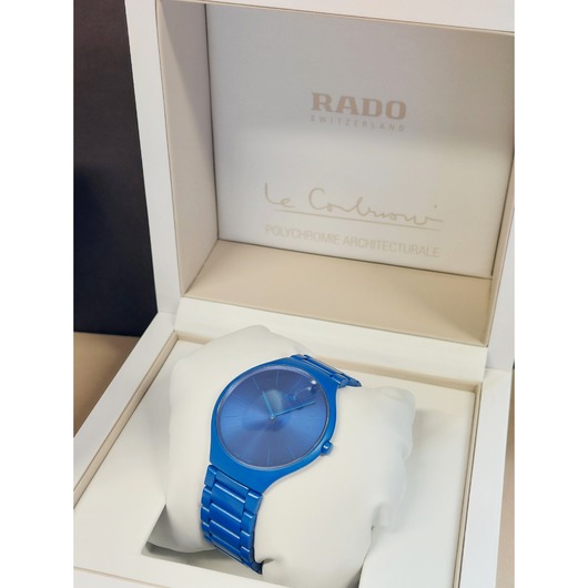 Tweedehands Rado True Thinline Les Couleurs Ceramic Blue R27092622 is ...